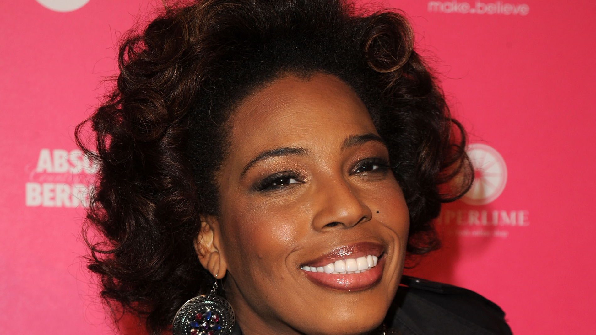 Singer Macy Gray Responds To Backlash After She Says ‘Just Because You ...
