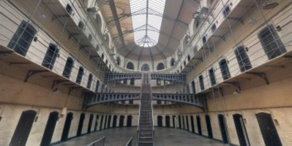 Staffing Shortage Leads to Seattle Jail Closing Booking Area ...